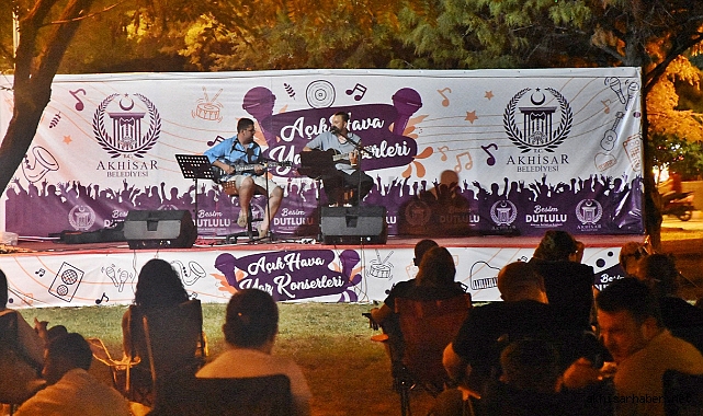 Açık hava yaz konserleri gölet alanında devam etti - Kültür-Sanat ...